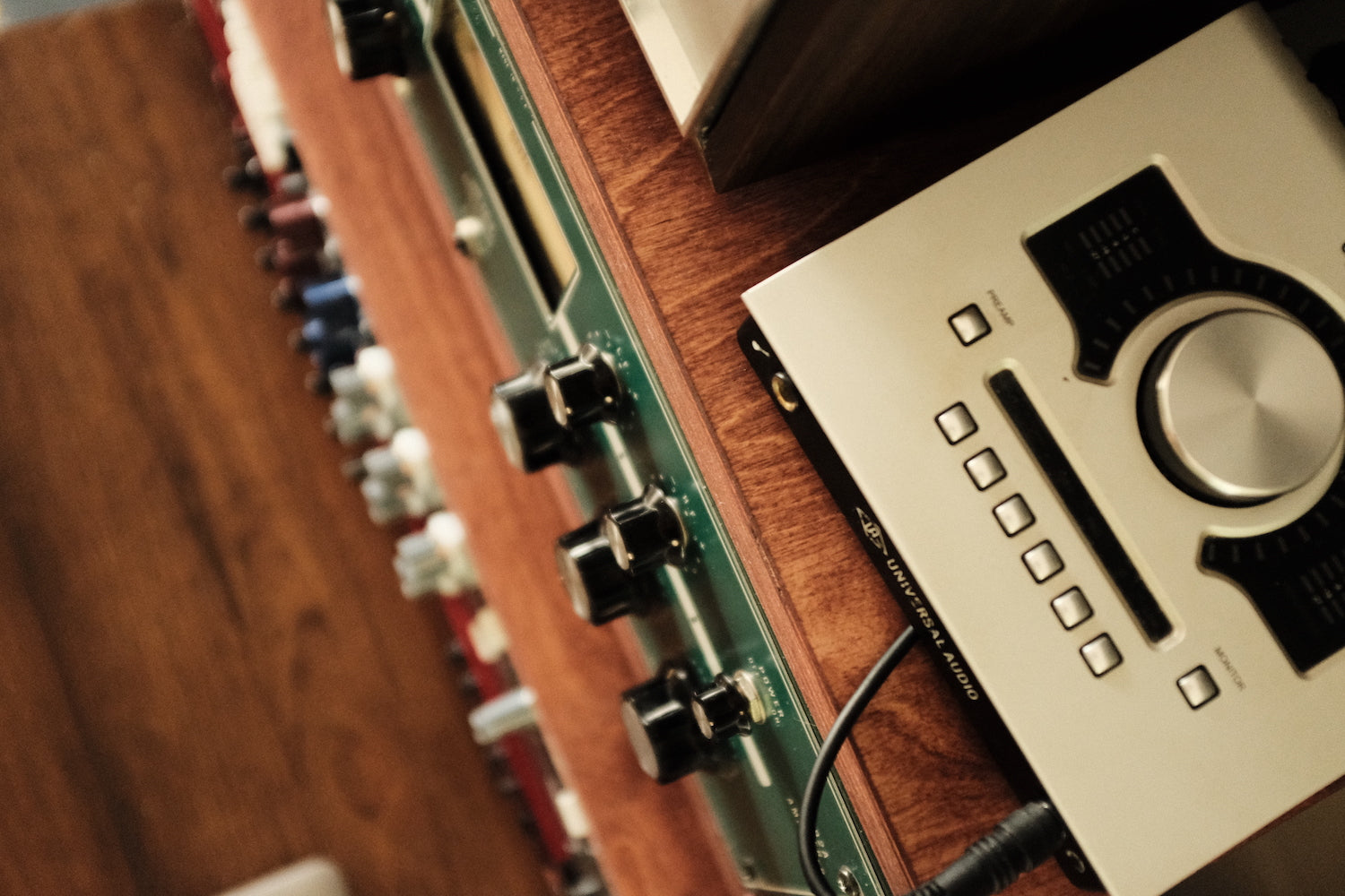 Desktop Racks – Carpenter Studio Gear